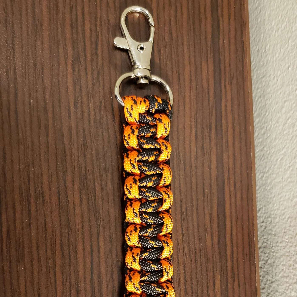 2 Color Paracord Key Fob